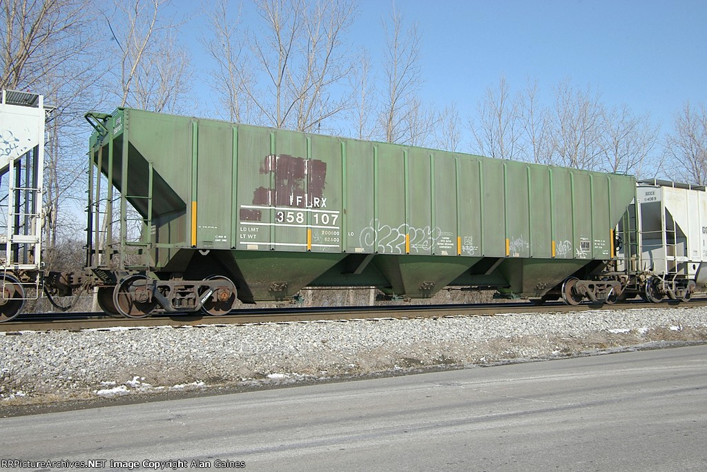 IFRX Covered Hopper 358107